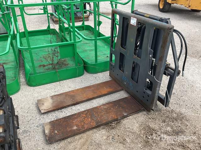 Loron 47 in 4500 lb Fork Attachment | Ritchie Bros. Auctioneers