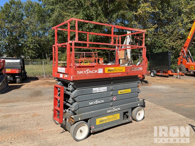 2017 Skyjack SJIII 4740 Electric Scissor Lift in Charlotte, North ...