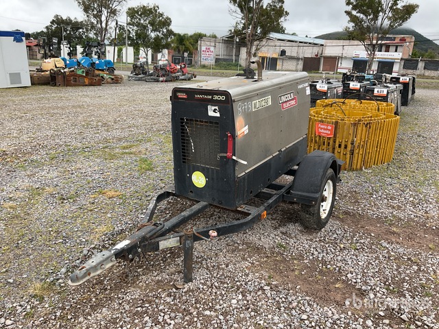 2018 Lincoln Electric Vantage 300 300 A Mobile Multi-Process Soldadora ...