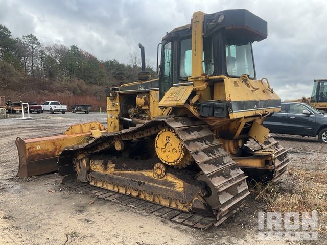 Cat D6M LGP Crawler Dozer in Eastport, New York, United States ...