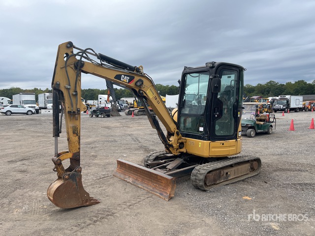 2014 Cat 303.5E CR Mini Excavator | Ritchie Bros. Auctioneers