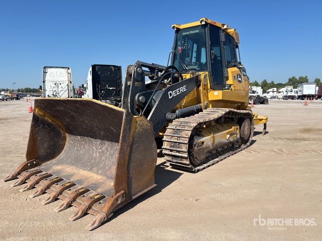 2021 John Deere 755K Crawler Loader | Ritchie Bros. Auctioneers