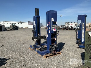 Set of Challenger Lifts CLHM-185W Mobile Column Lifts in Hermiston ...