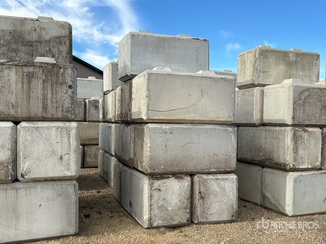 Quantity of (10) Concrete Blocks | Ritchie Bros. Auctioneers