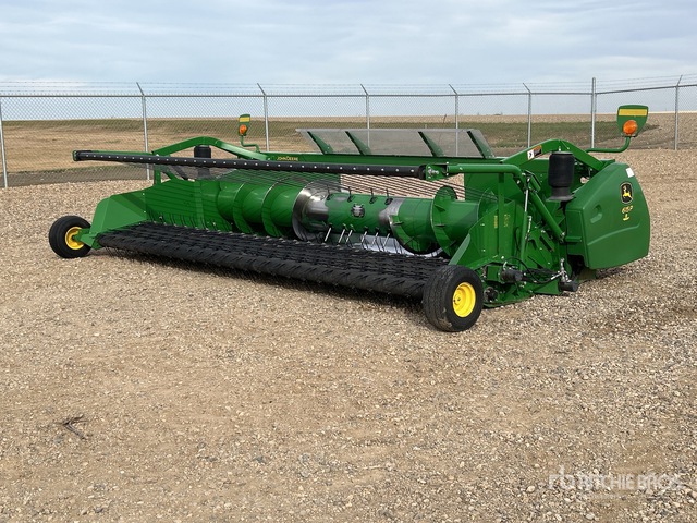 2019 John Deere 615P 15 ft Combine Pickup Header | Ritchie Bros ...