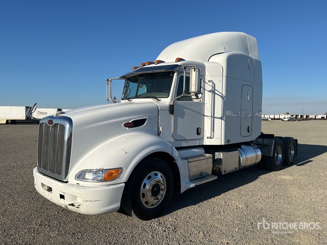 2009 Peterbilt 386 6x4 T/A Sleeper Truck Tractor | Ritchie Bros ...