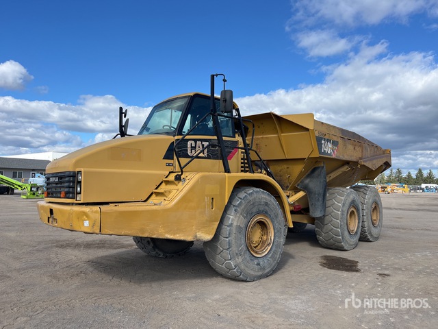 2007 Cat 740 Articulated Dump Truck | Ritchie Bros. Auctioneers