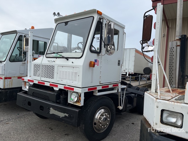 1990 Ottawa T2 4x2 Spotter Truck | Ritchie Bros. Auctioneers