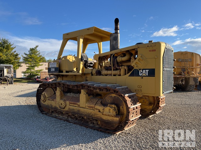1968 (unverified) Cat D9 Crawler Dozer in Oswego, Illinois, United ...
