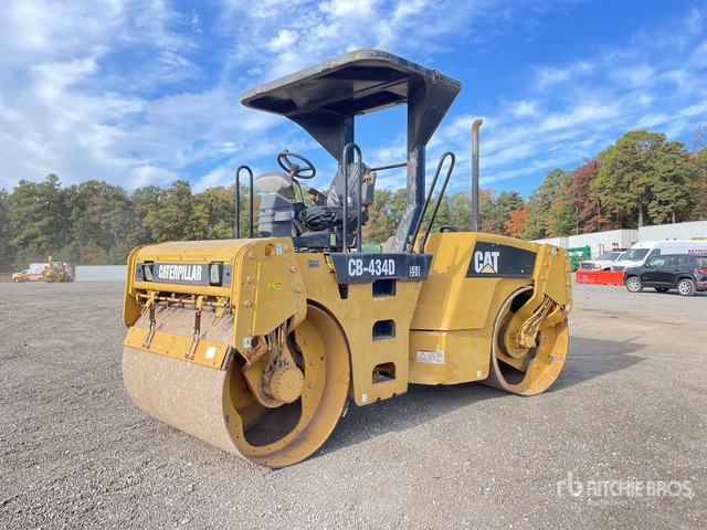 2005 Cat CB434D Double Drum Roller | Ritchie Bros. Auctioneers