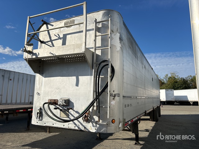 2004 MAC 48 ft T/A Spread Axle Moving Floor Trailer | Ritchie Bros ...