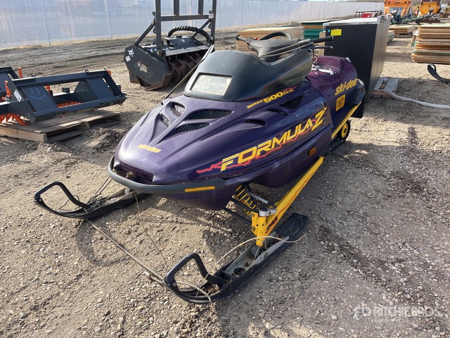 1998 Ski-doo Bombardier Formula Z Snowmobile (Inoperable) | Ritchie ...