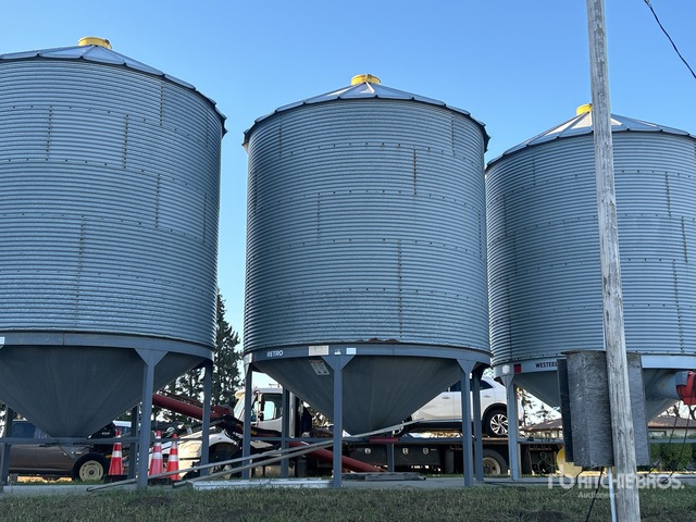 Westeel Rosco +/- 2000 bu 5 Ring Hopper Grain Bin | Ritchie Bros ...
