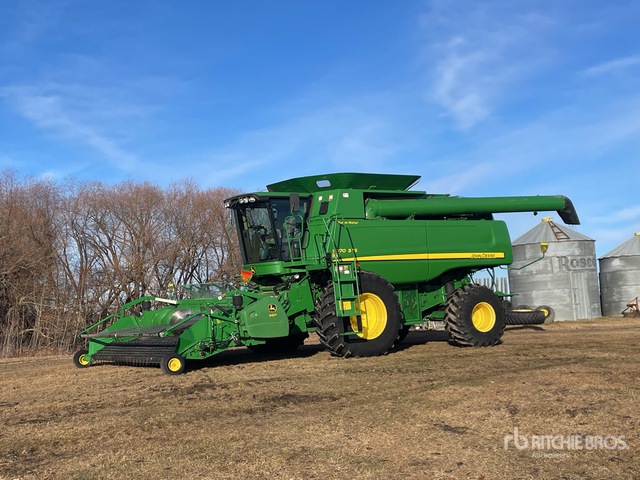 2009 John Deere 9870 STS Combine Harvester | Ritchie Bros. Auctioneers