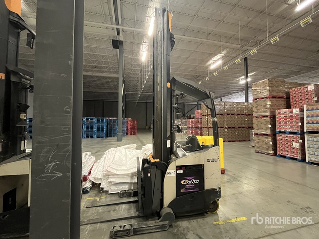 2015 Crown 6000 Series 1450 lb Electric Forklift in Brampton, Ontario ...