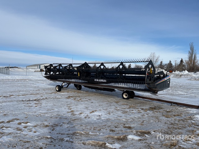 2004 MacDon 973 30 ft Draper Combine Header | Ritchie Bros. Auctioneers