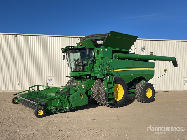 2017 John Deere S690 Combine Harvester | Ritchie Bros. Auctioneers