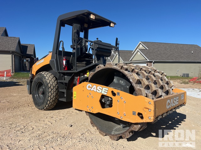 2019 Case SV208D Smooth Drum Compactor in Branson, Missouri, United ...