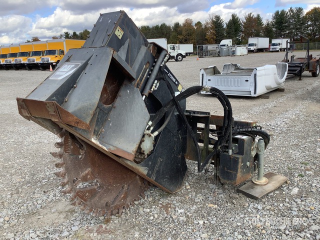 2013 Cat SW360B-80 60 in Skid Steer Rock Saw | Ritchie Bros. Auctioneers