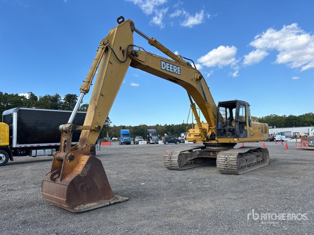 2002 John Deere 330C LC Escavatore cingolato | Ritchie Bros. Auctioneers