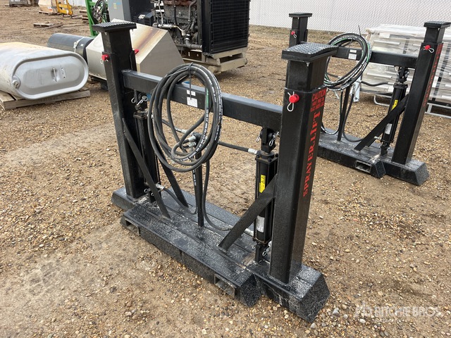 Hydraulic Sprayer Jack (Unused) | Ritchie Bros. Auctioneers
