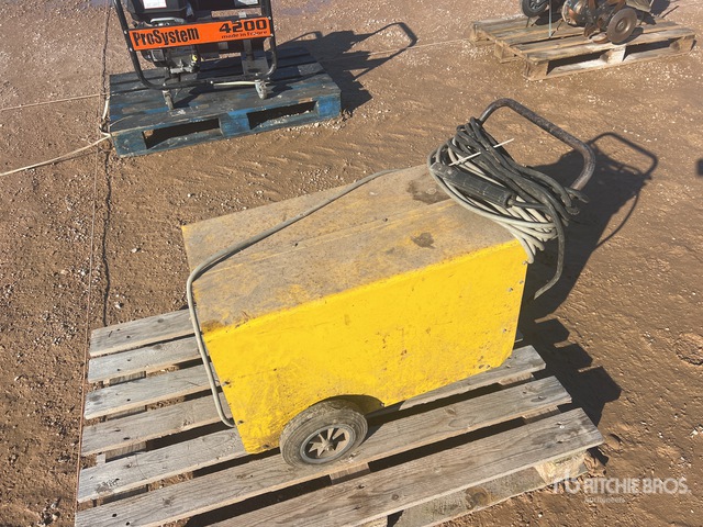 GYS Triphagys 3.2C Poste De Soudure Electric Welder | Ritchie Bros ...