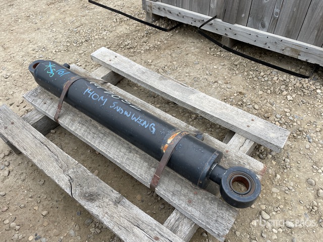 Snow Wing Cylinder | Ritchie Bros. Auctioneers