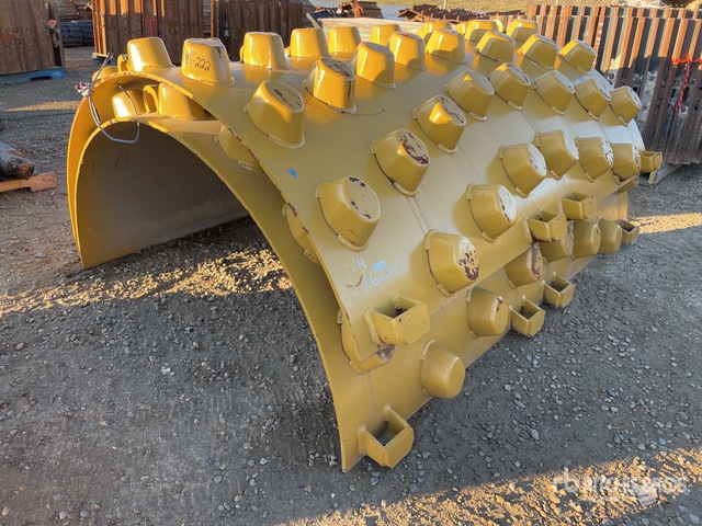 84 in Padfoot Shell Kit - Fits Cat CS54/56 | Ritchie Bros. Auctioneers