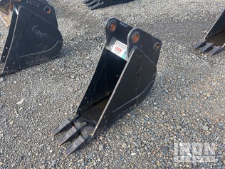 Robur RDB7 300 mm Digging Excavator Bucket - Fits 6-9 Ton (Unused) in ...