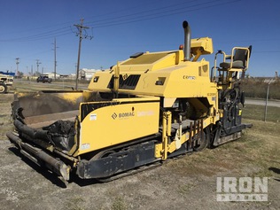 2017 Bomag CR462 Track Asphalt Paver in Tulsa, Oklahoma, United States ...