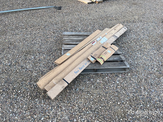 Quantity of 45 ft Header Knifes | Ritchie Bros. Auctioneers