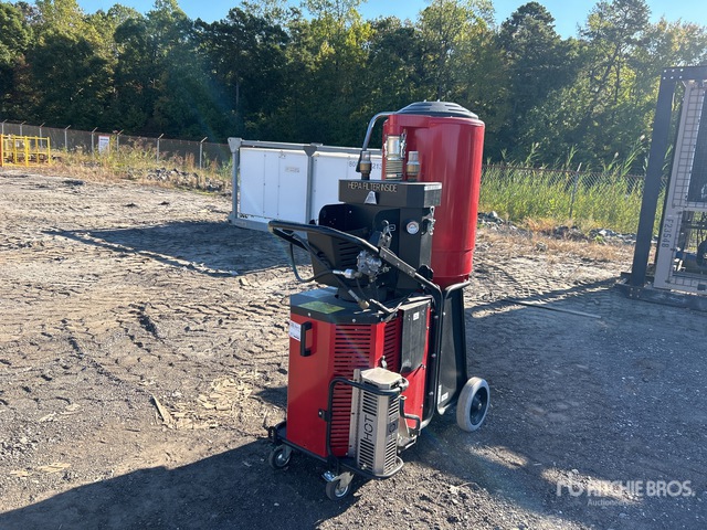 2021 Husqvarna T8600 Propane Vacuum Cleaner | Ritchie Bros. Auctioneers