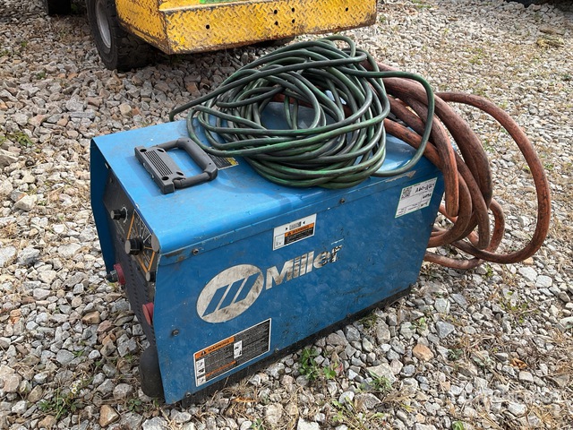 2011 Miller XMT 456 CC/CV 450 A Multi-Process Electric Welder | Ritchie ...