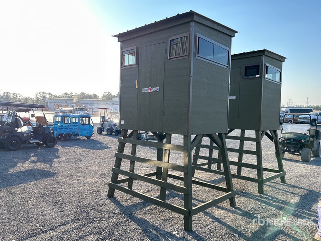 Custombuilt 5 Ft 6 In. x 4 Ft Deer Stand (Unused) | Ritchie Bros ...