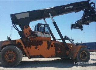 Fantuzzi RS50 Container Reach Stacker in Cincinnati, Ohio, United ...