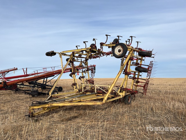 Friggstad 47 ft Cultivator | Ritchie Bros. Auctioneers