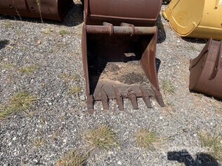 CF HDM45 30 in Backhoe Rear Bucket in Austin, Texas, United States ...