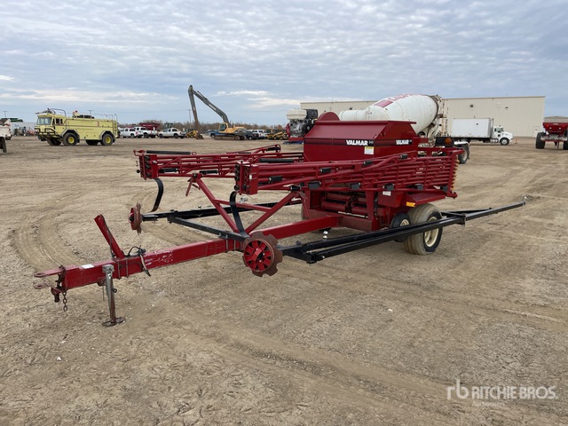2006 Valmar 245 50 ft S/A Granular Fertilizer Applicator | Ritchie Bros ...