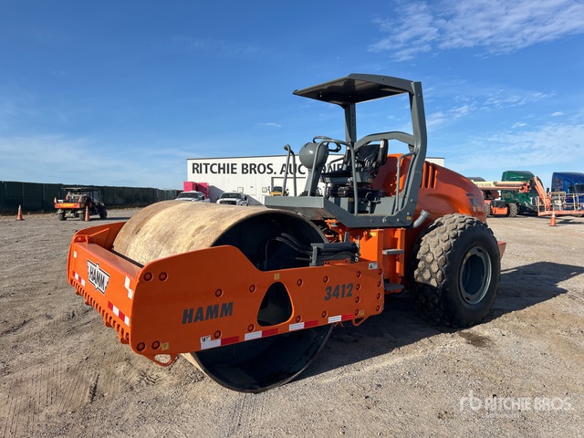 2009 Hamm 3412P Smooth Drum Compactor | Ritchie Bros. Auctioneers