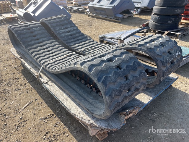 Cat Compact Track Loader Tracks | Ritchie Bros. Auctioneers