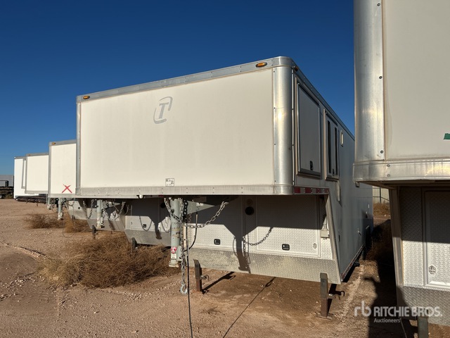2015 Intech 32 ft x 8 ft 6 in Portable T/A Lab Trailer | Ritchie Bros ...