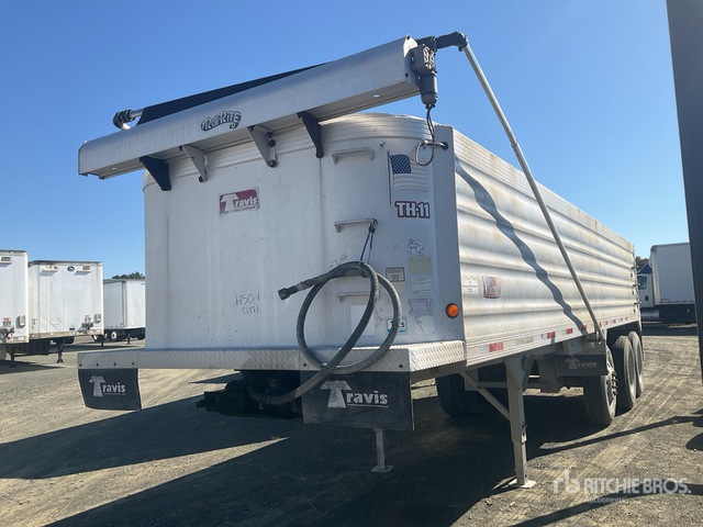 2012 Travis 30 ft Tri/A Quarter Frame Tipping Trailer | Ritchie Bros ...