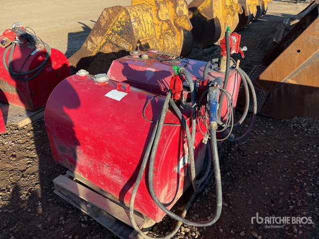 Quantity of (2) Tidy tank Steel Fuel Tank | Ritchie Bros. Auctioneers