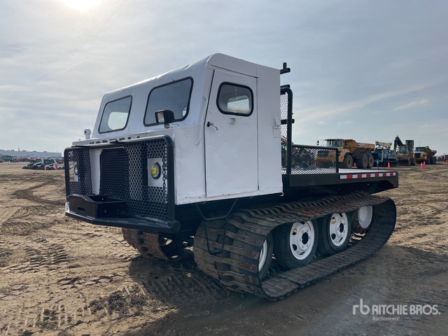 Nodwell RN75 Crawler Carrier | Ritchie Bros. Auctioneers