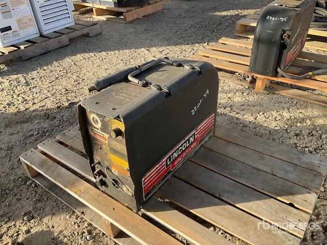 1997 Lincoln Electric LN25 Suitcase Wire Feeder | Ritchie Bros. Auctioneers