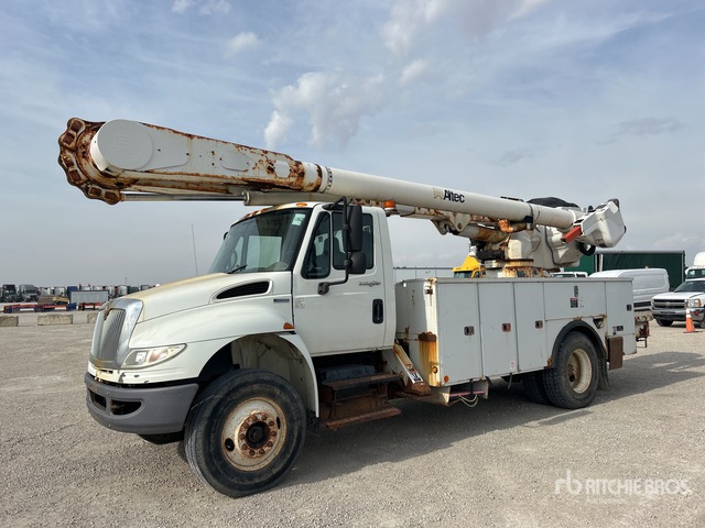 Altec AM55 55 ft on 2009 International 4300 4x2 Bucket Truck | Ritchie ...