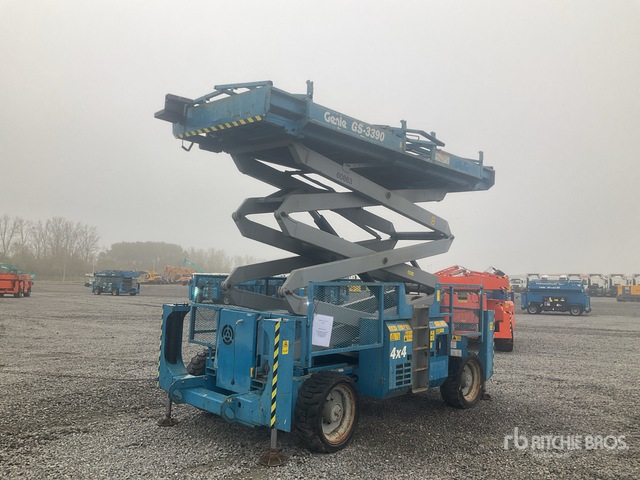 2008 Genie GS3390RT Diesel Scissor Lift | Ritchie Bros. Auctioneers