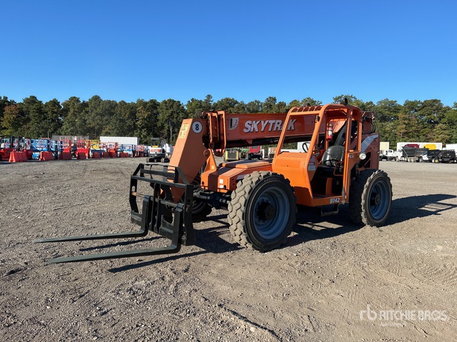 2014 SkyTrak 8042 Telehandler | Ritchie Bros. Auctioneers