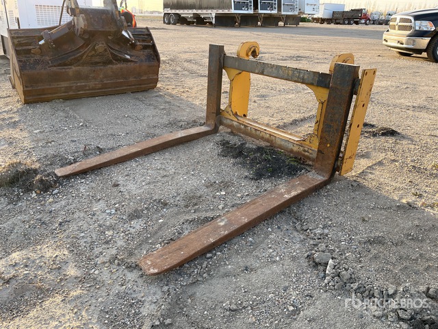 John Deere Worksite Pro 60 in Q/C Wheel Loader Forks - Fits John Deere ...