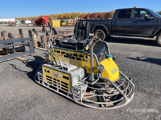 2013 Wacker Neuson CRT48 Ride-On Power Trowel | Ritchie Bros. Auctioneers
